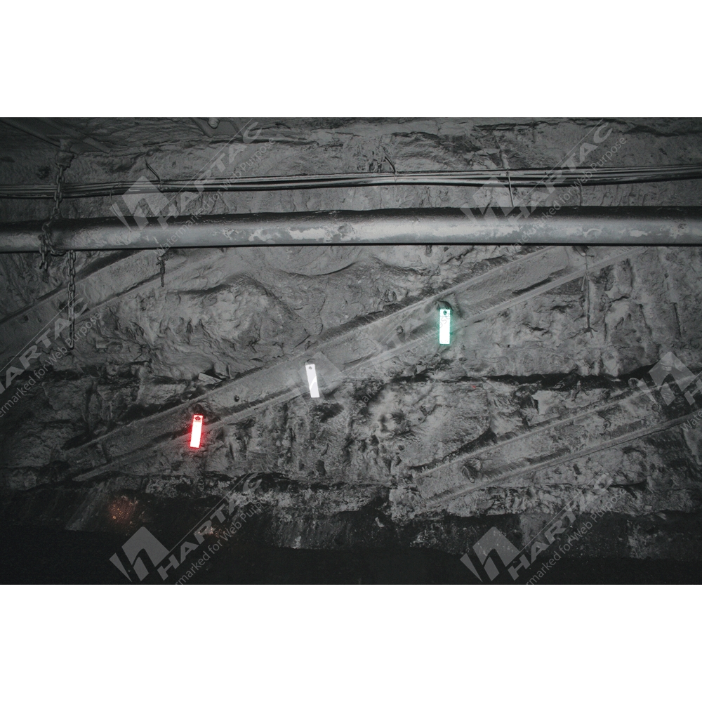 HS11552-2 - Mine Hanging Tag Reflective 50mm x 160mm Long 22mm Hole ...